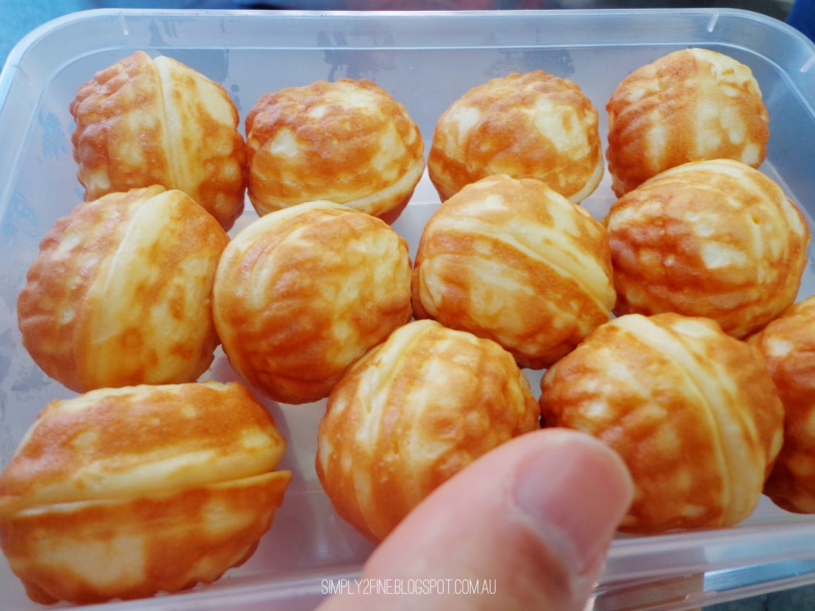 Simply 2 Fine: Emperor's Cream Puffs