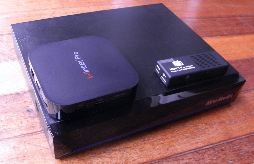Putoinformatico (by Kullman): Análisis miniPC: Wintel Pro CX-W8 TV Box