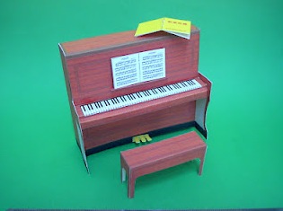 Piano with seat scale 1:12 Papercraft Model - PAPEROX FREE PAPERCRAFT