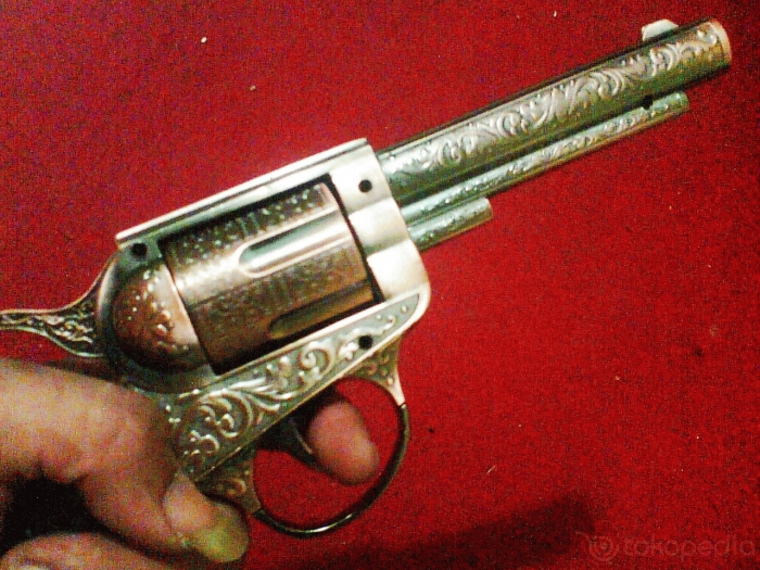 Toko Bazz.com Enterprise: Revolver indian tribal 1868