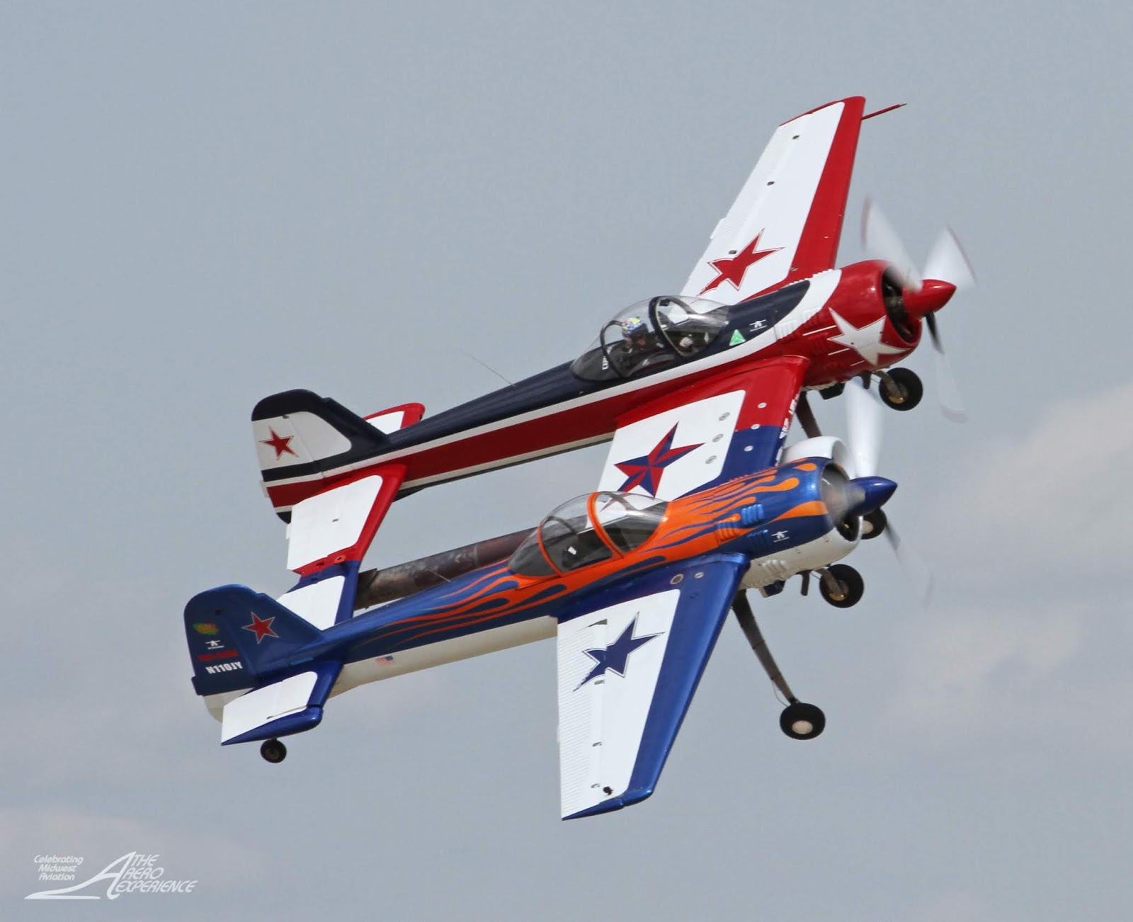 The Aero Experience: EAA AirVenture Oshkosh 2018: Airshows - Yak-110