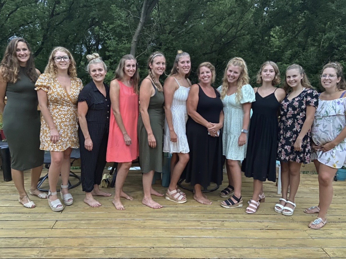 18underoneroof : and a happy birthday it was! with nine daughters!