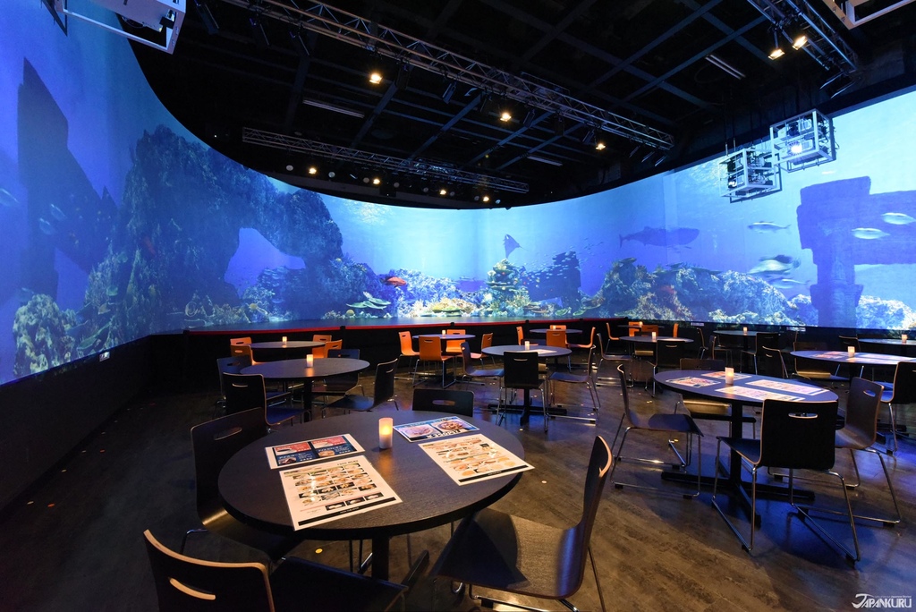 JAPANKURU: # Entertainment ♪ First in Japan!! 180°U-shaped Screen 3D ...