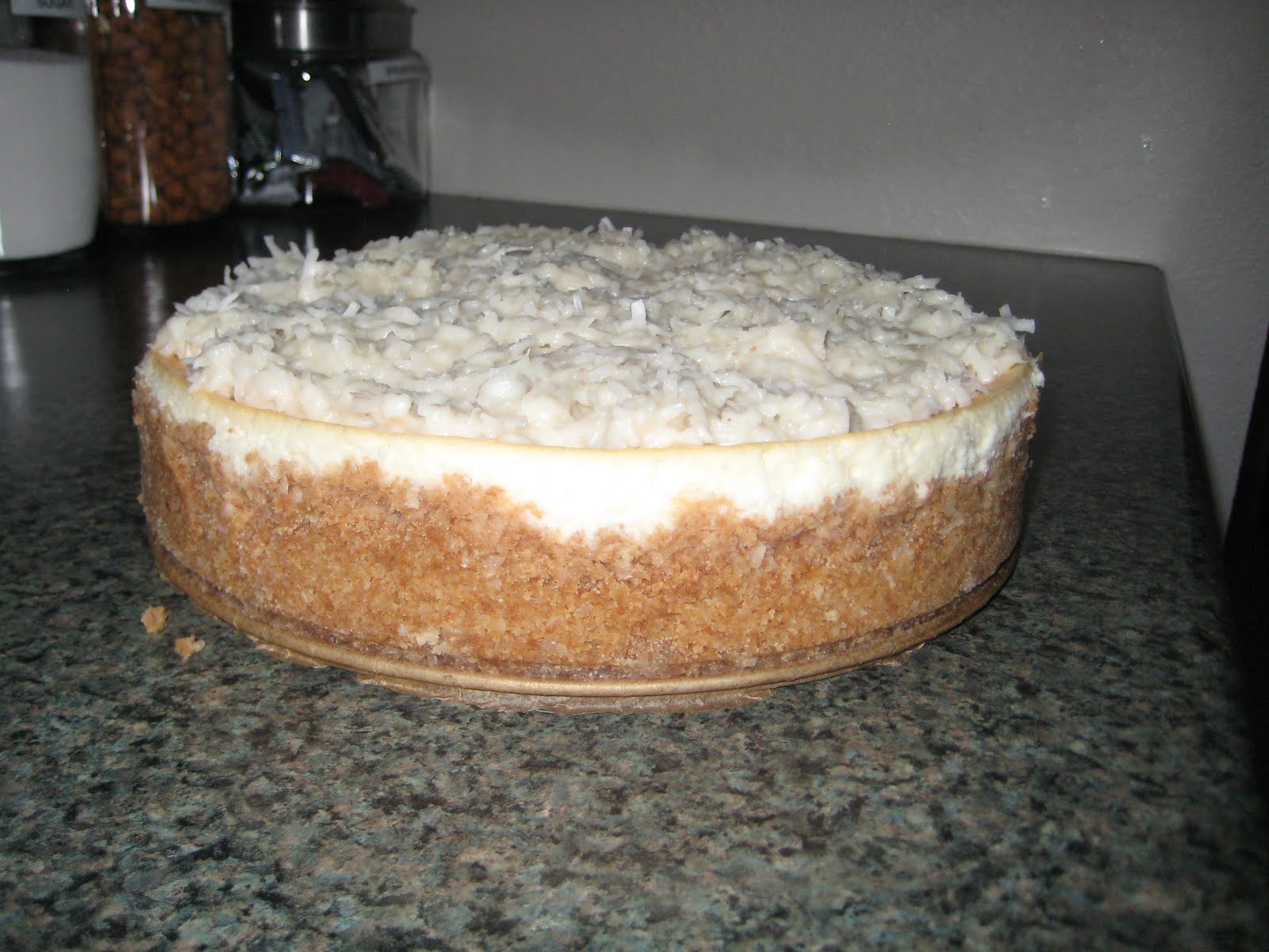 Rosanna's Kitchen: Coconut Cake Cheesecake