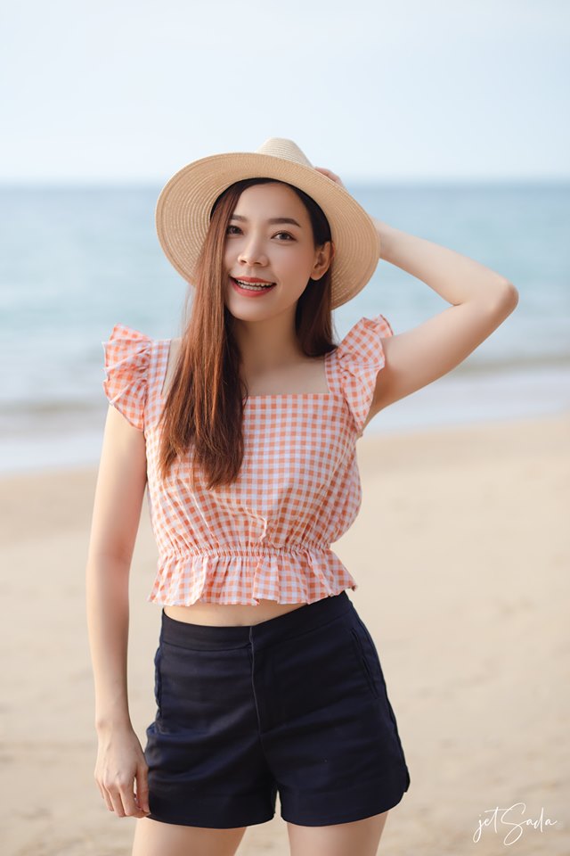 Hot girl Annie Queen