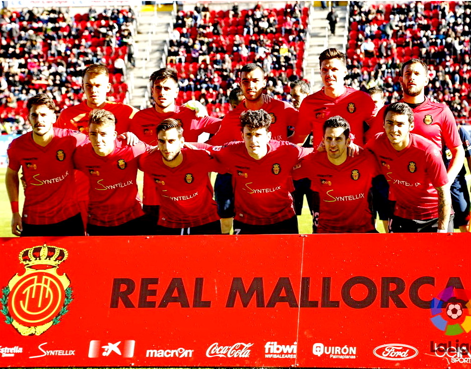 EQUIPOS DE FÚTBOL: R. C. D. MALLORCA y otros Equipos de BALEARES