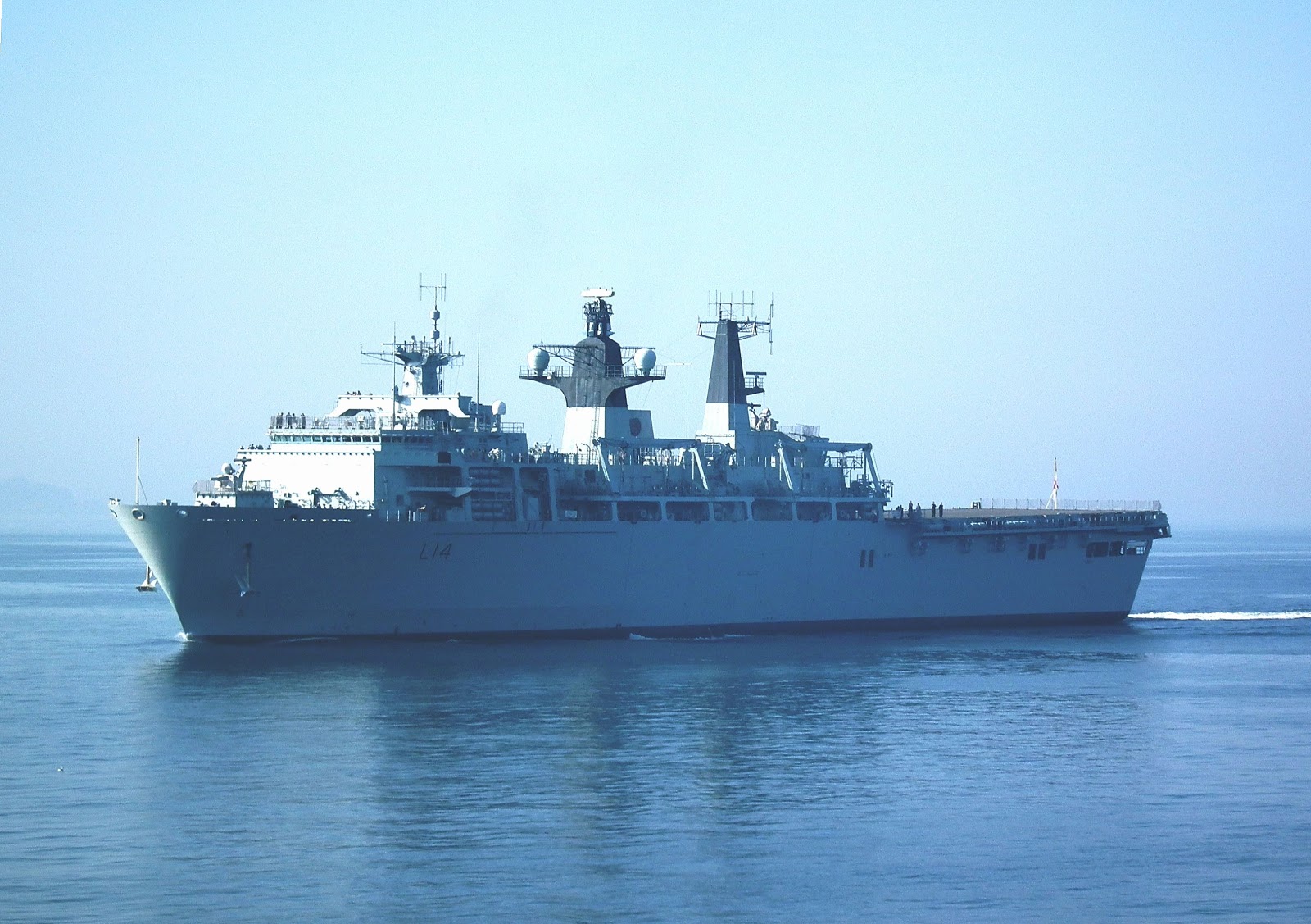 The Things I Enjoy: The Flagship of the Royal Navy, HMS Albion, in Øresund