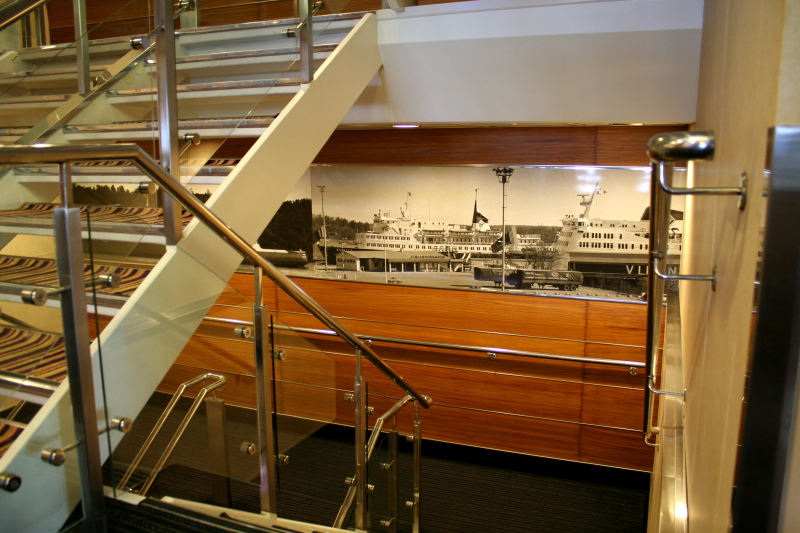 kships: Viking XPRS interiors, 2009