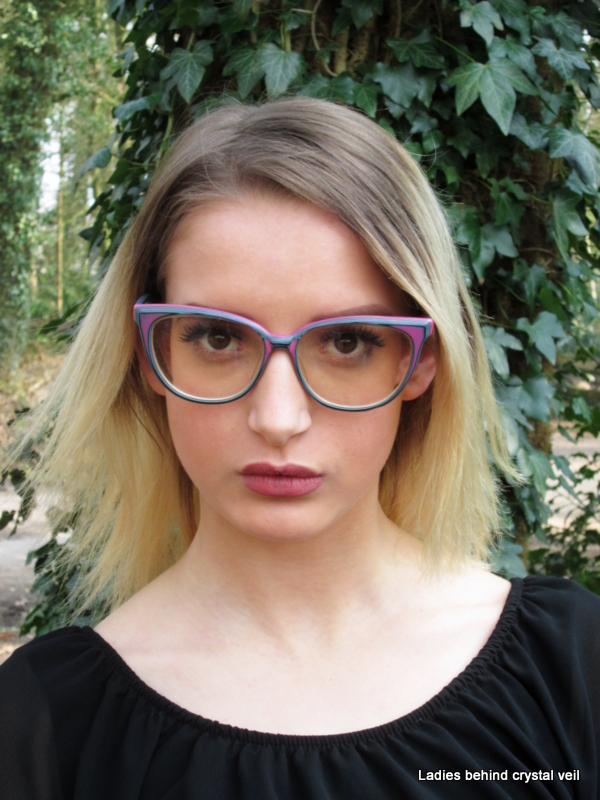 Gracious ladies behind crystal veil: Chanel 123