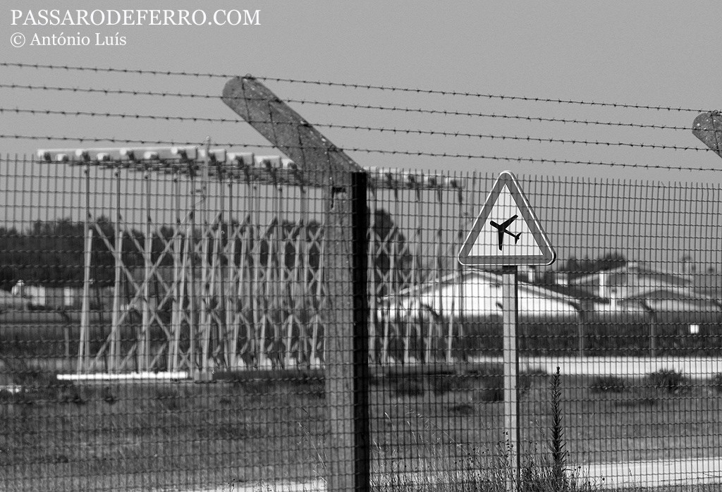 53 ANOS DA BASE AÉREA Nº5 - MONTE REAL (M722 - 38AL/2012) ~ PÁSSARO DE ...