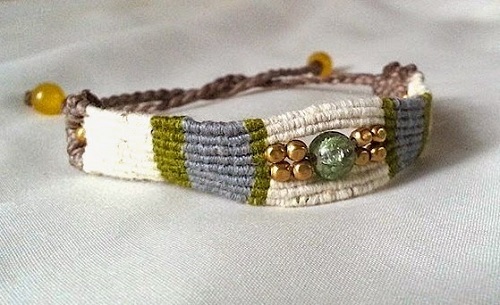Rustic Beaded Macrame Bracelet Tutorial / The Beading Gem