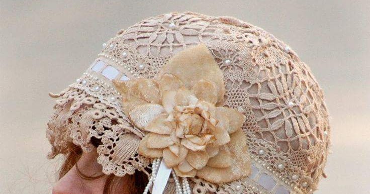 PALARII CROSETATE ROMANIA: Palarie Crosetata Manual Fantezie Cu Floare ...