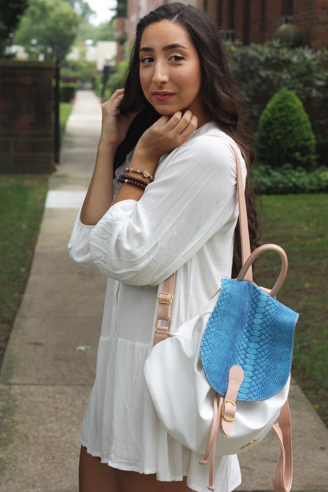 Athena Alex: LITTLE WHITE DRESS