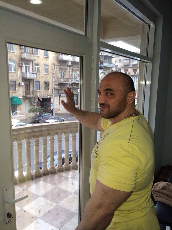 Muscle Lover: Bodybuilders with their clothes on