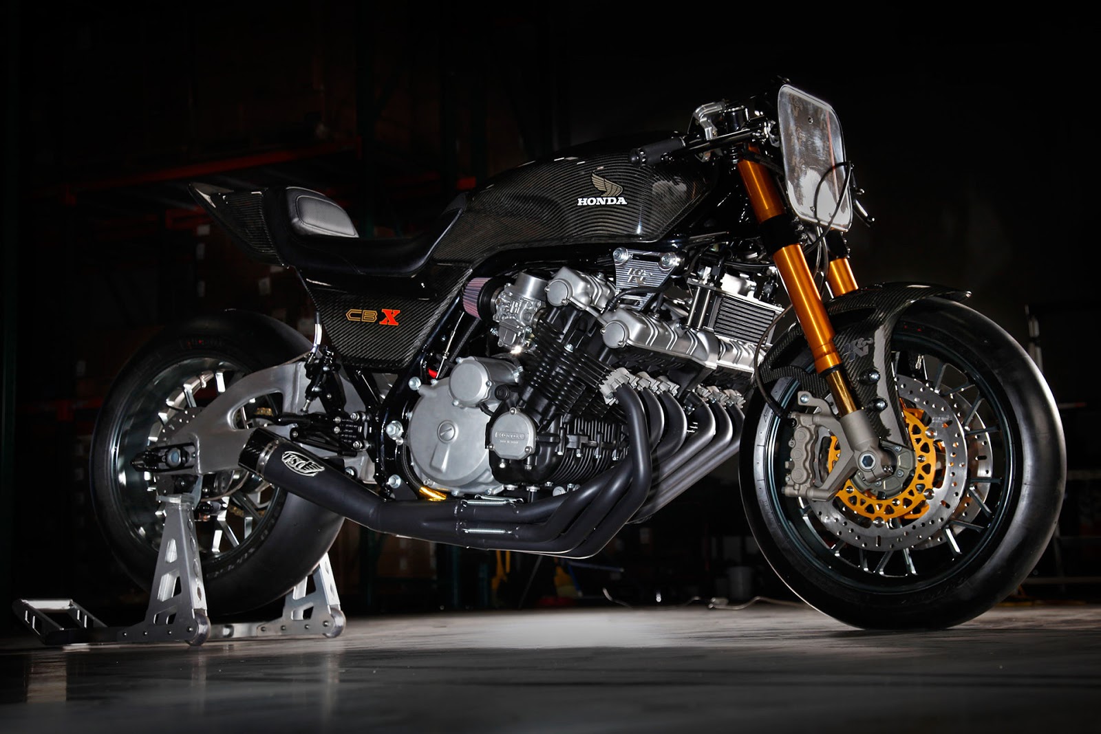 CBX 1000 Power Six Carbon - RocketGarage - Cafe Racer Magazine