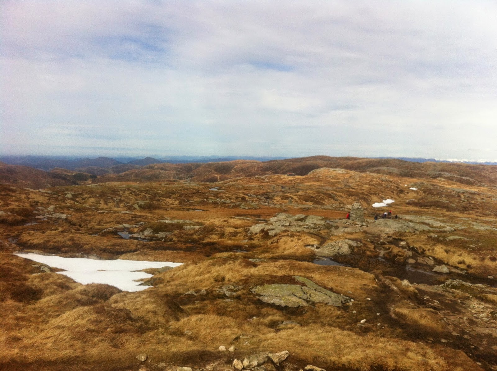 Fjell og Fjord: Great walks: Ulriken - Vidden, Bergen - Norway