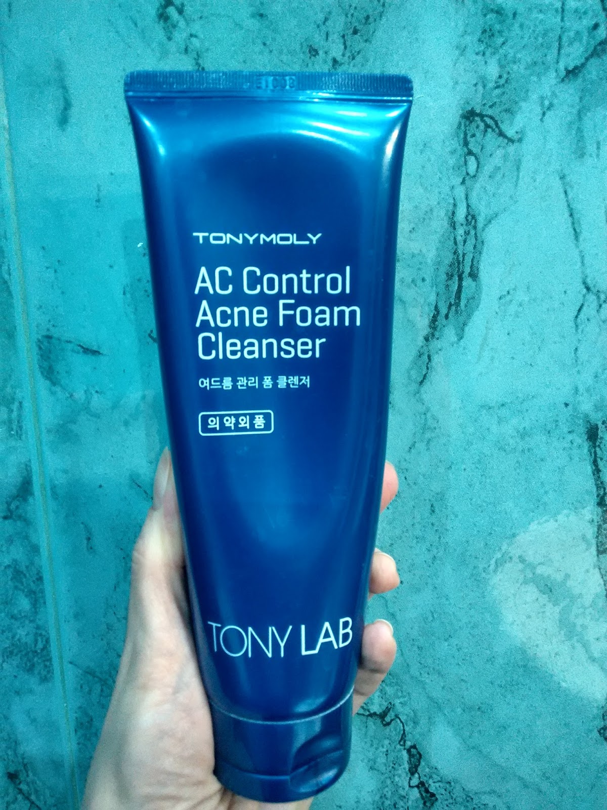 косметика: TONYMOLY Tony Lab AC Control Acne Foam Cleanser