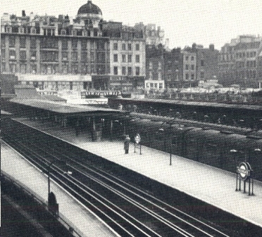 Public Transport Experience: Mesmerising Moorgate Musings [2]