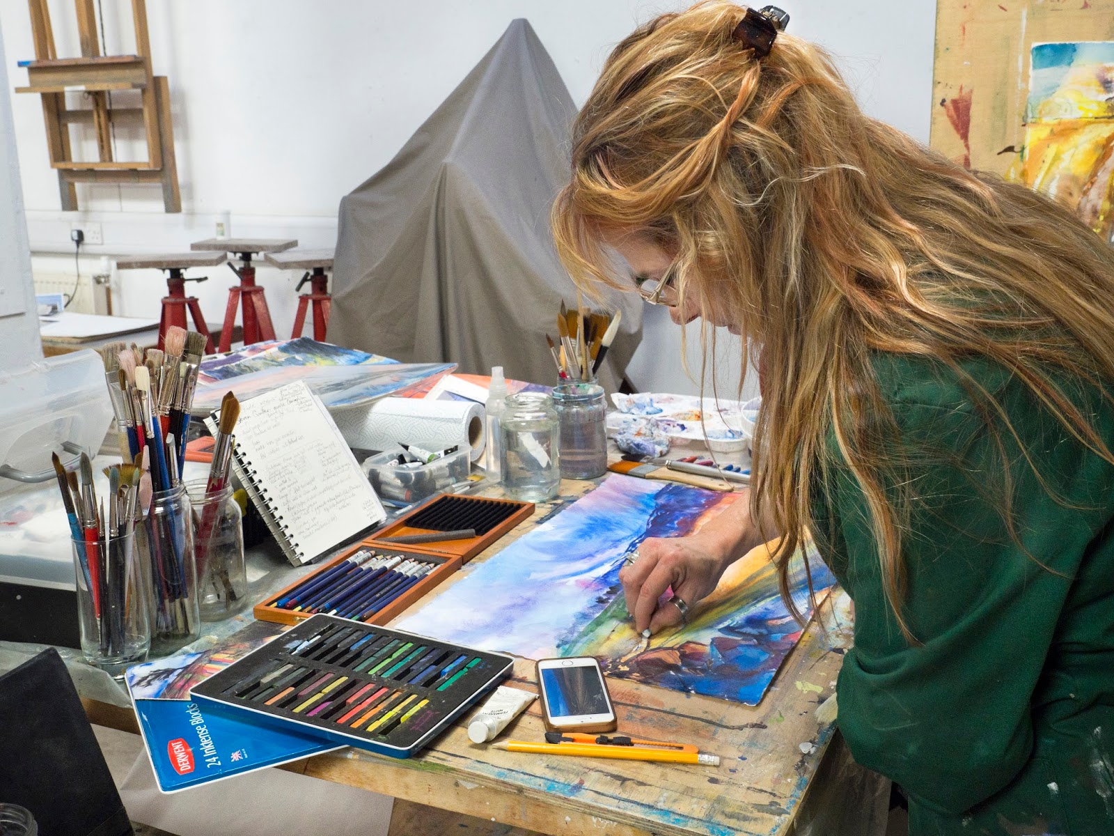 Robert Dutton Artist: It makes sense to use Derwent 'Inktense'