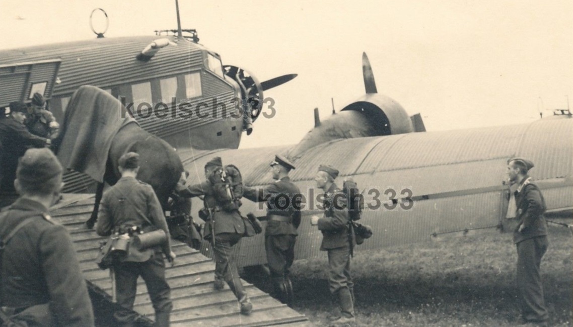 FalkeEins - the Luftwaffe blog: JG 11 Bf 109 - ebay photo find # 251