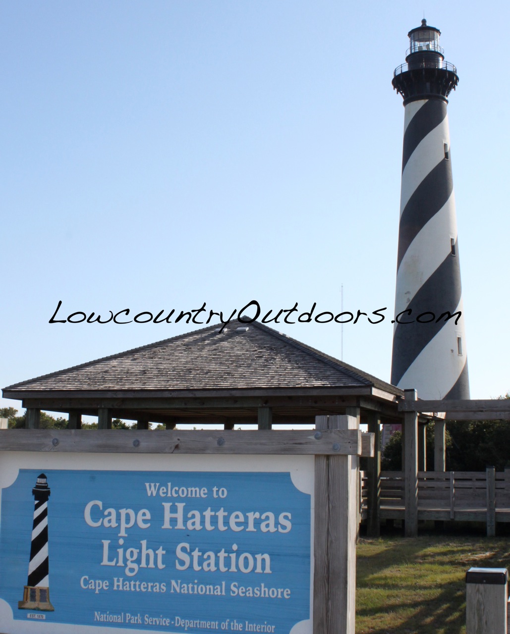 Lowcountry outdoors: Lighthouses of North Carolina / OBX