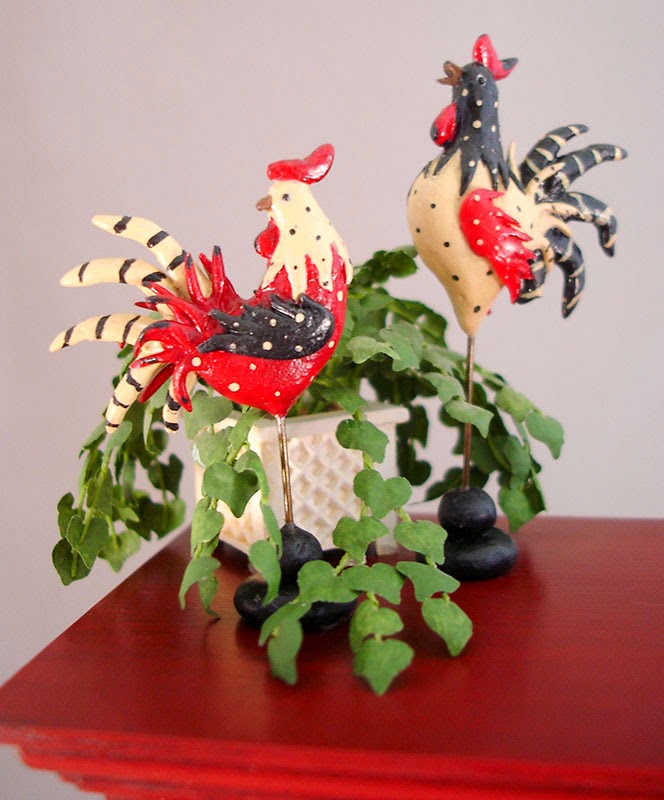 Good Sam Showcase of Miniatures: Exhibit: The Ruffled Rooster