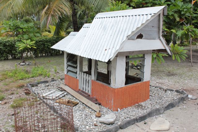 Vive La Vida--Tuvalu Happy Kitchen: North Island Round Trip--Niutao (27 ...