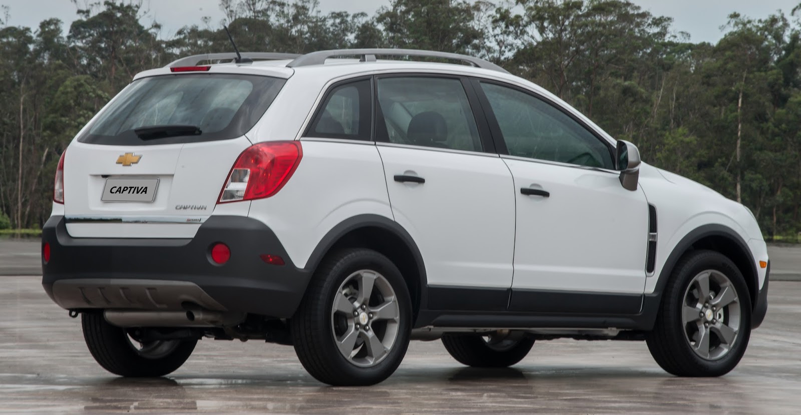 Na ativa, Chevrolet Captiva traz novidades na linha 2016