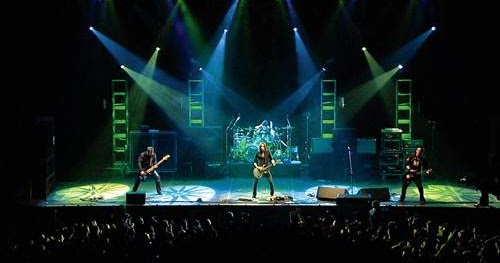 Pengertian Musik Rock Beserta Sejarah & Ciri-Ciri Musik Rock Lengkap ...