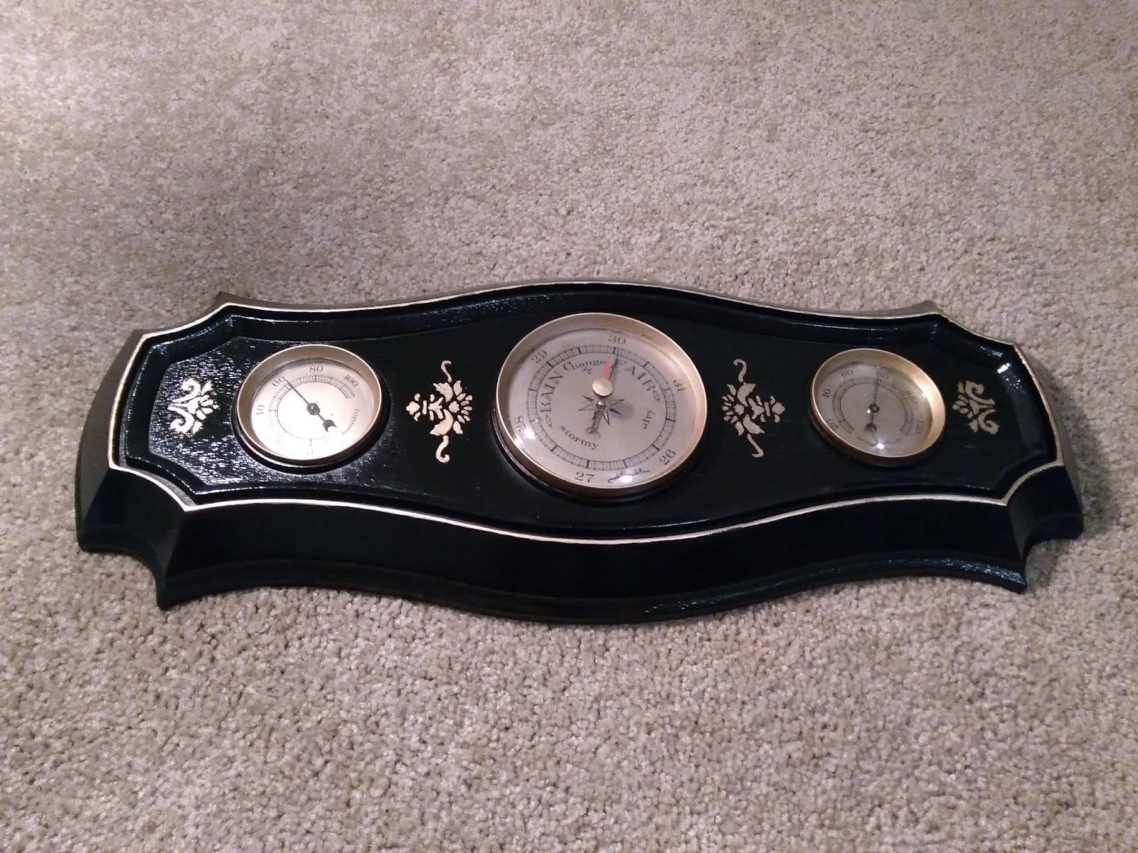 How to steampunk an old weather station