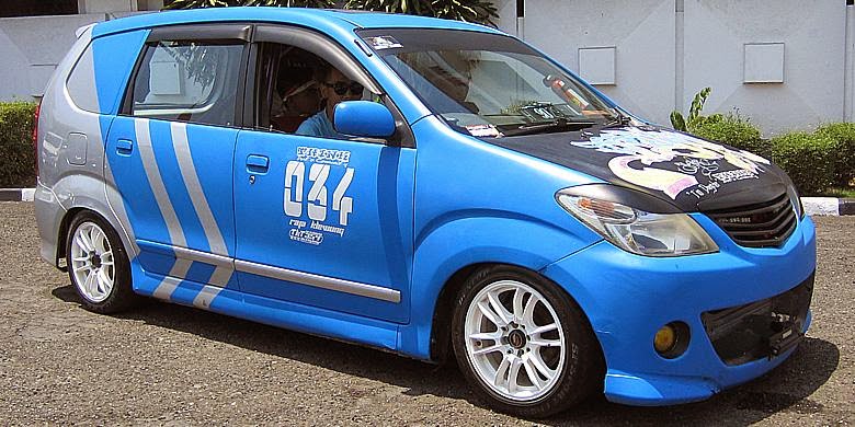 BonCel ModiF: Modifikasi Mobil Avanza G ceper
