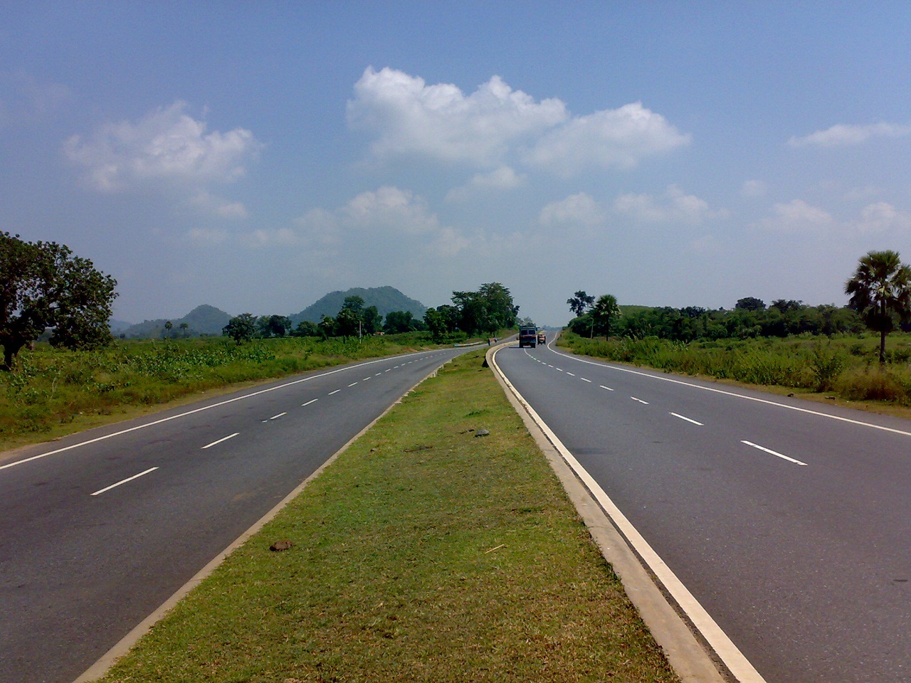 RisingCitizen: Pics of New Indian highways and roads