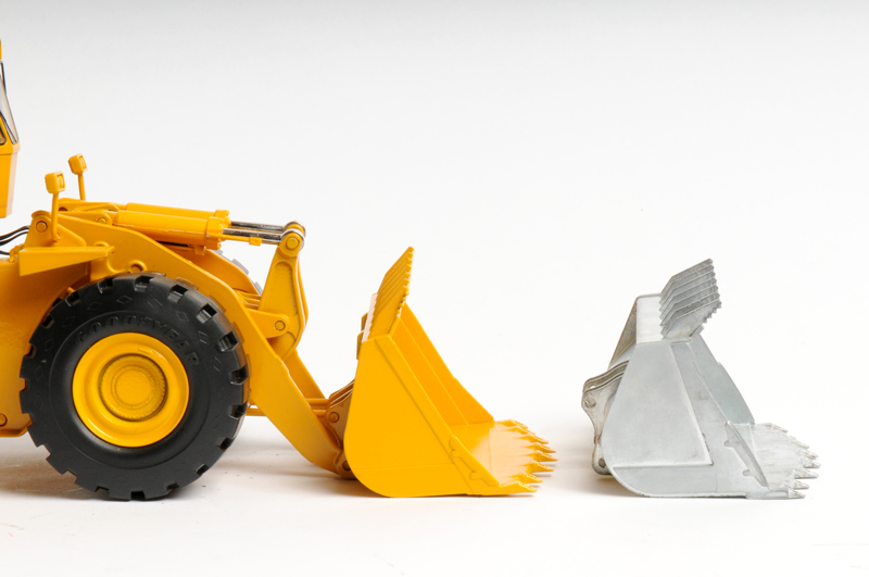 992C Bucket Revision - Classic Construction Models