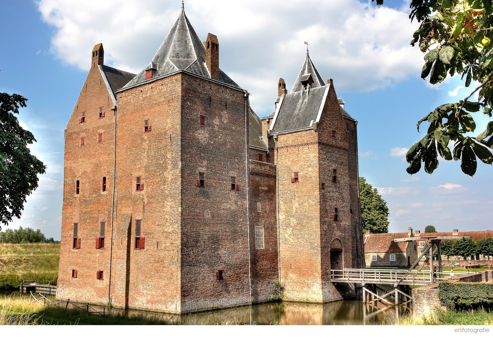 de hdr-wereld van elti: Slot Loevestein