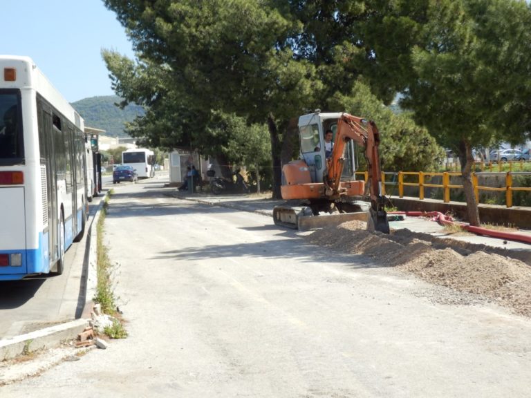 ΑΝΑΒΑΘΜΙΖΕΤΑΙ Η ΒΟΡΕΙΑ ΠΛΕΥΡΑ ΣΤΗΝ ΟΔΟ ΑΡΤΕΜΙΔΟΣ - kalamatanews.gr ...
