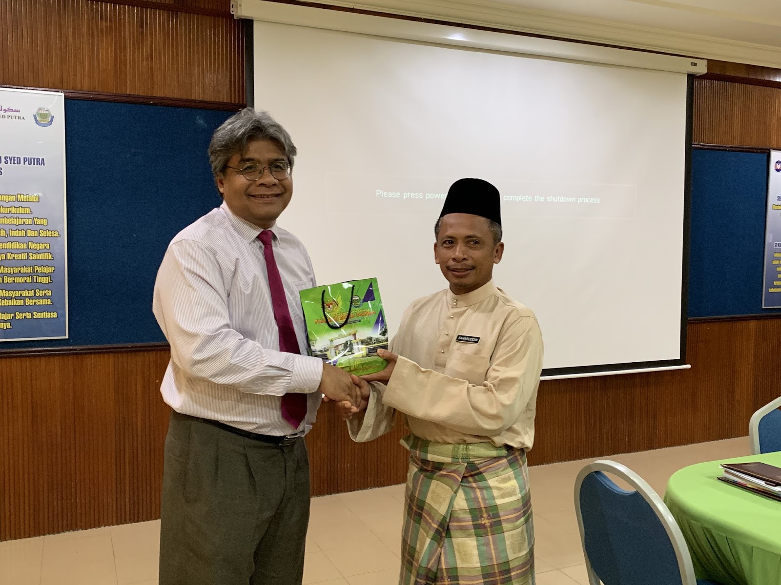 SEKOLAH MENENGAH SAINS TUANKU SYED PUTRA: Sesi bersama BPSBPSK DAN ALUMNI