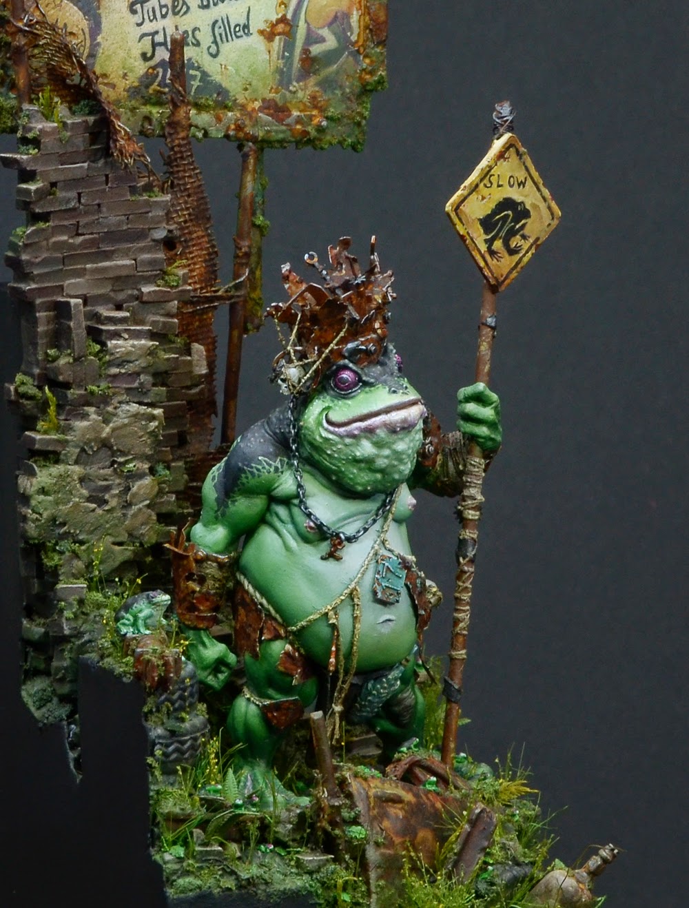 MASSIVE VOODOO: Quak! Frogs X-ing!