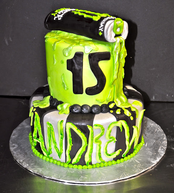 Leah's Sweet Treats: Monster Energy Drink Cake