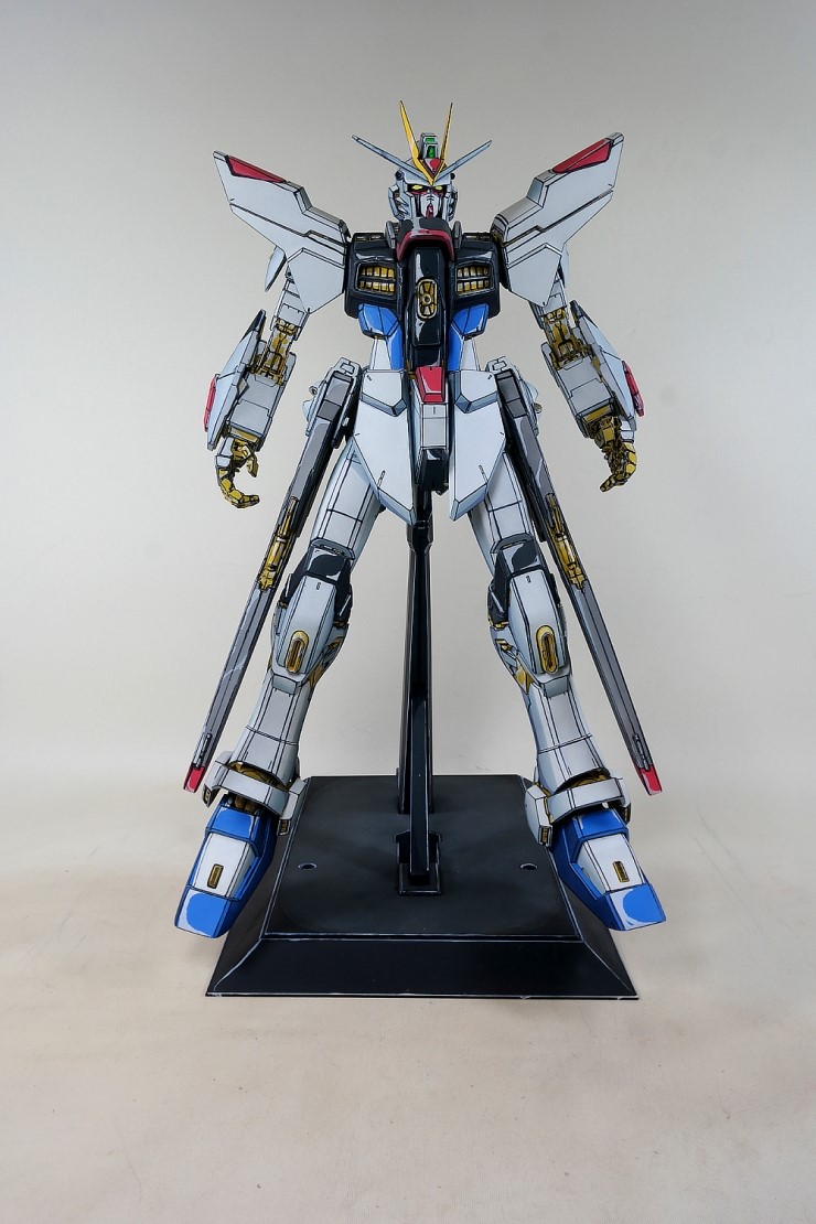 Custom Build: PG 1/60 Strike Freedom Gundam [Anime Style Paint Job]