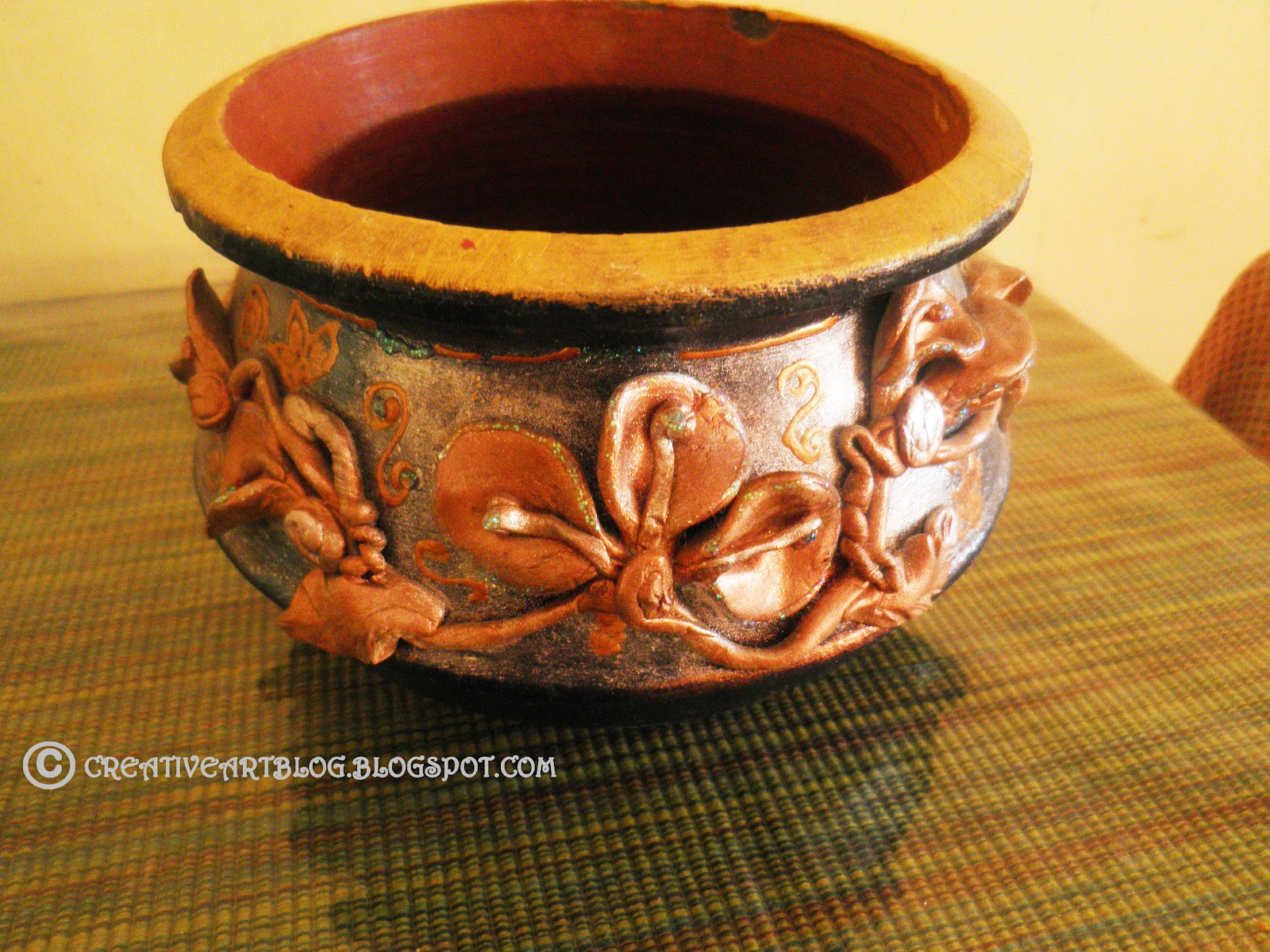 creative art: POT DECORATION