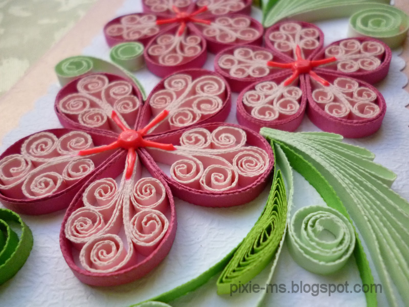 Papírvilág: quilled flower cards / quilling virágos üdvözletek