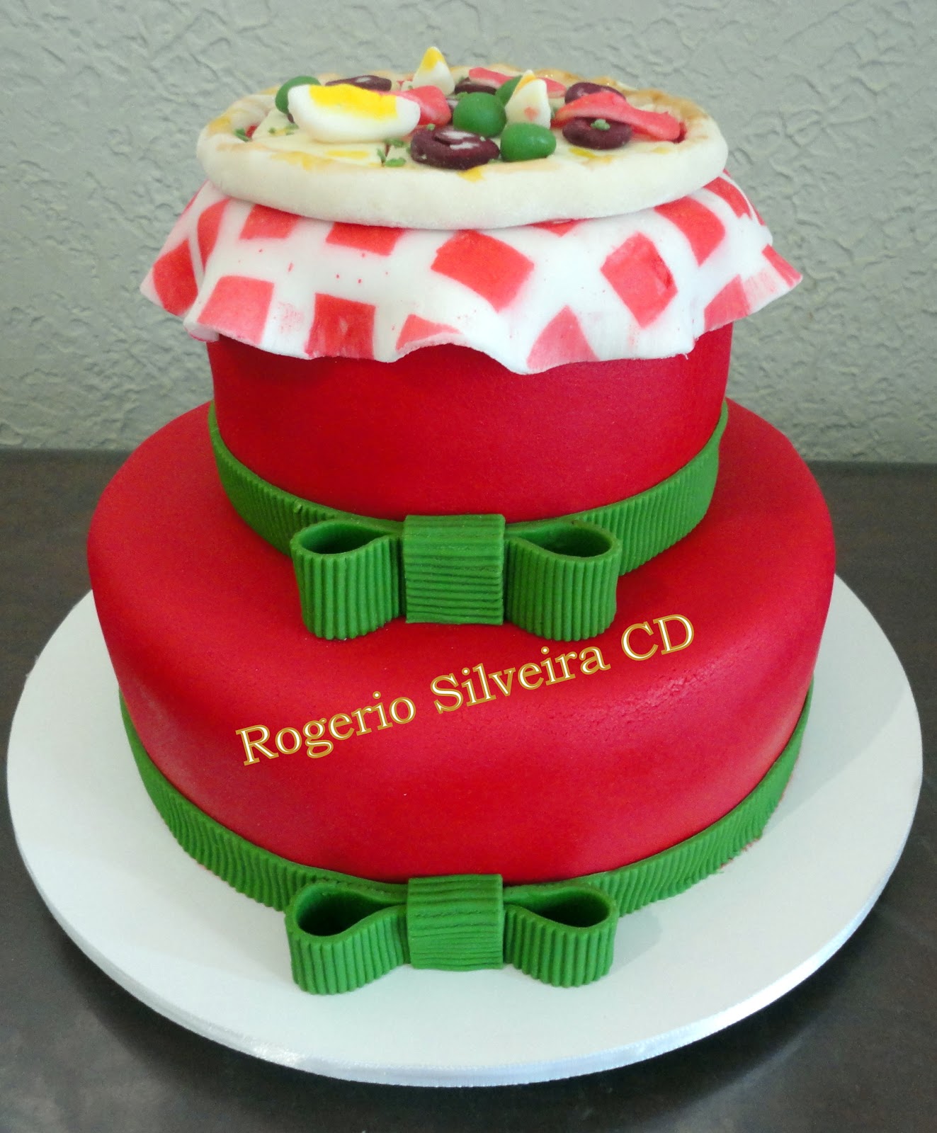 Rogerio Cake Designer: Bolo Pizza - Chá de Panela