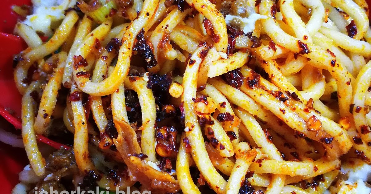 The Original Kin Kin Chili Pan Mee in Chow Kit, KL 建記辣椒板麵 Best Chili ...