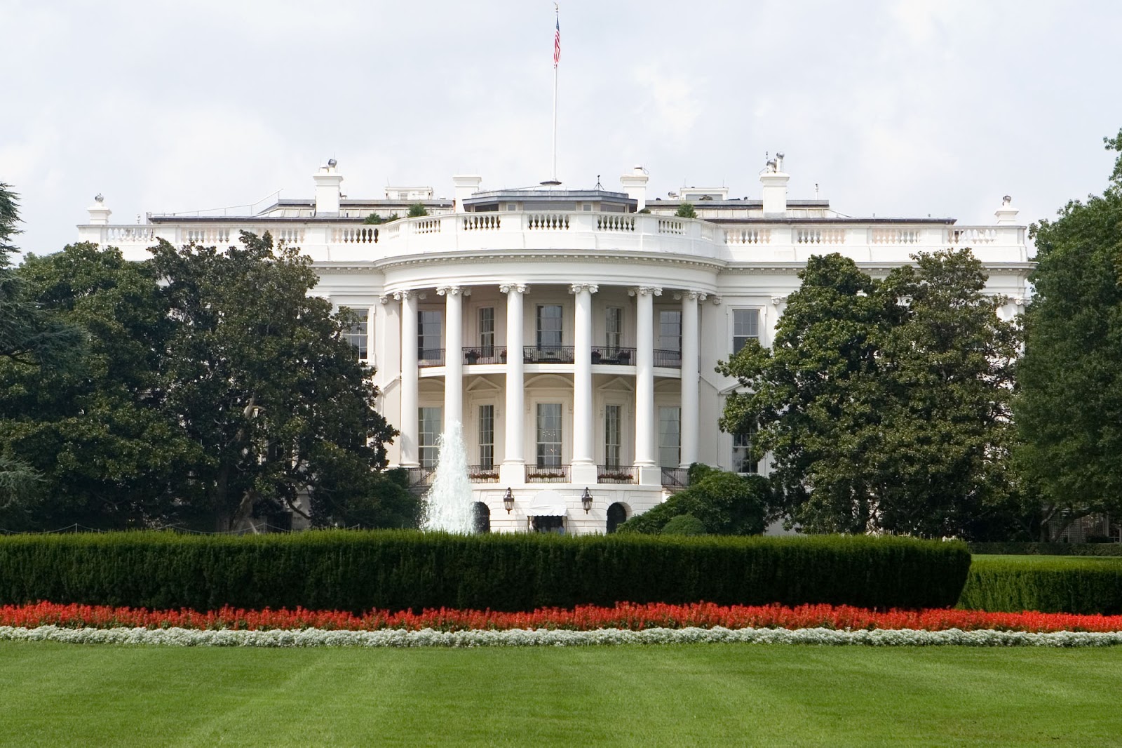 Eliitin Esoteeriset Symbolit: Valkoinen talo