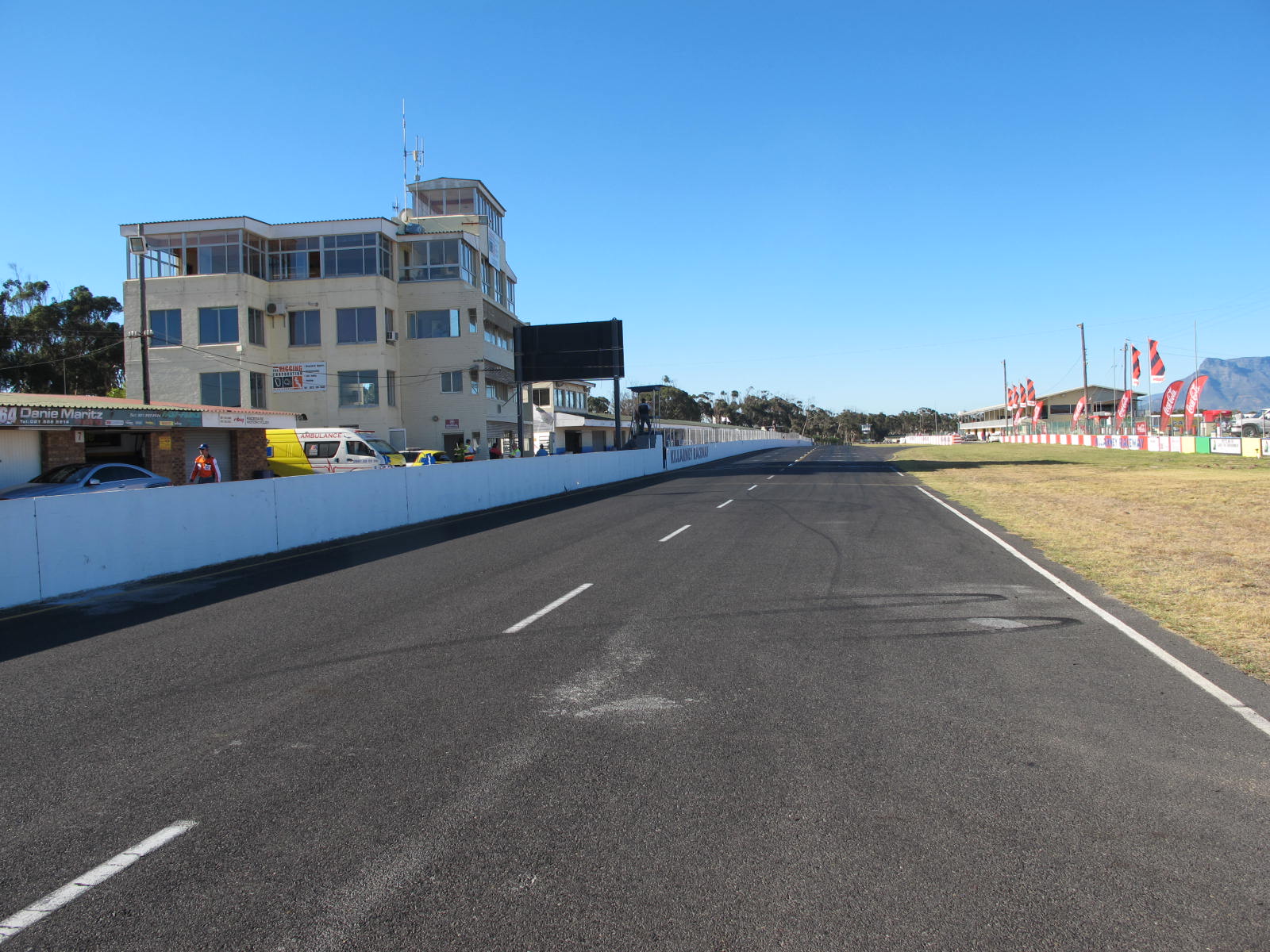 Roys Hillman Imp years: Killarney Race Circuit,Cape Town