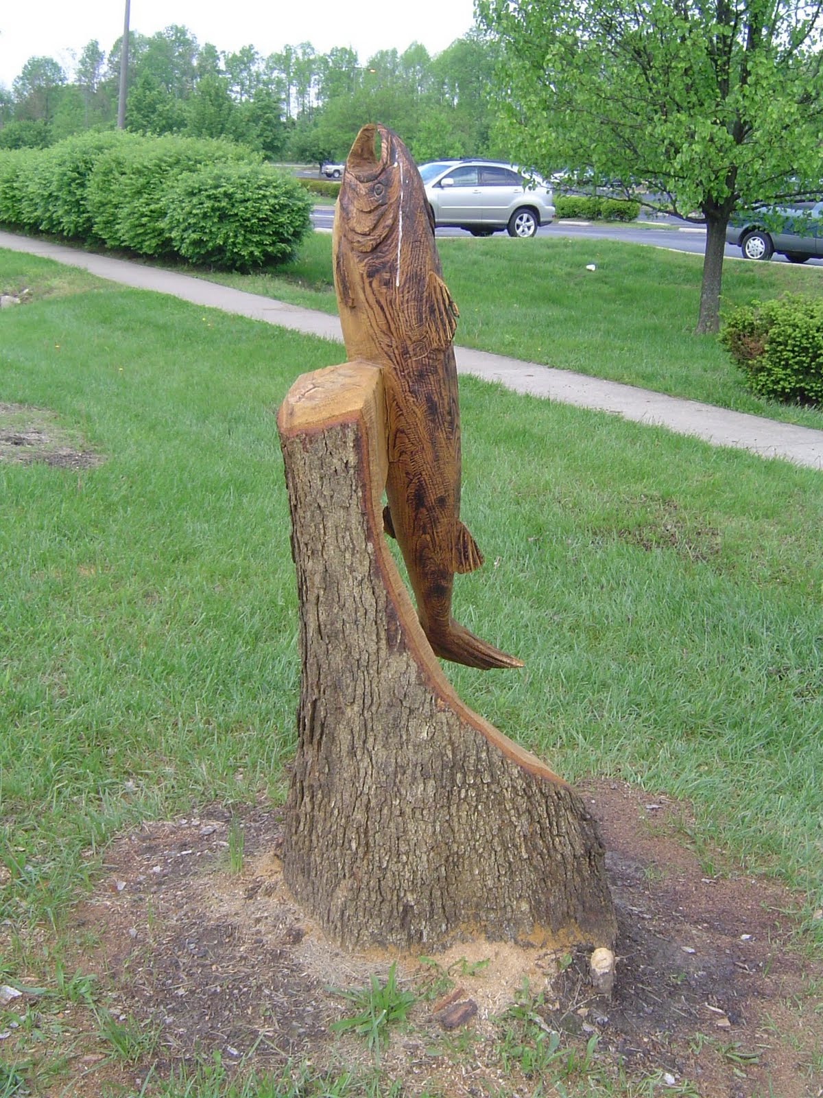 Bob's Bad Golf: A collection of tree trunk carvings