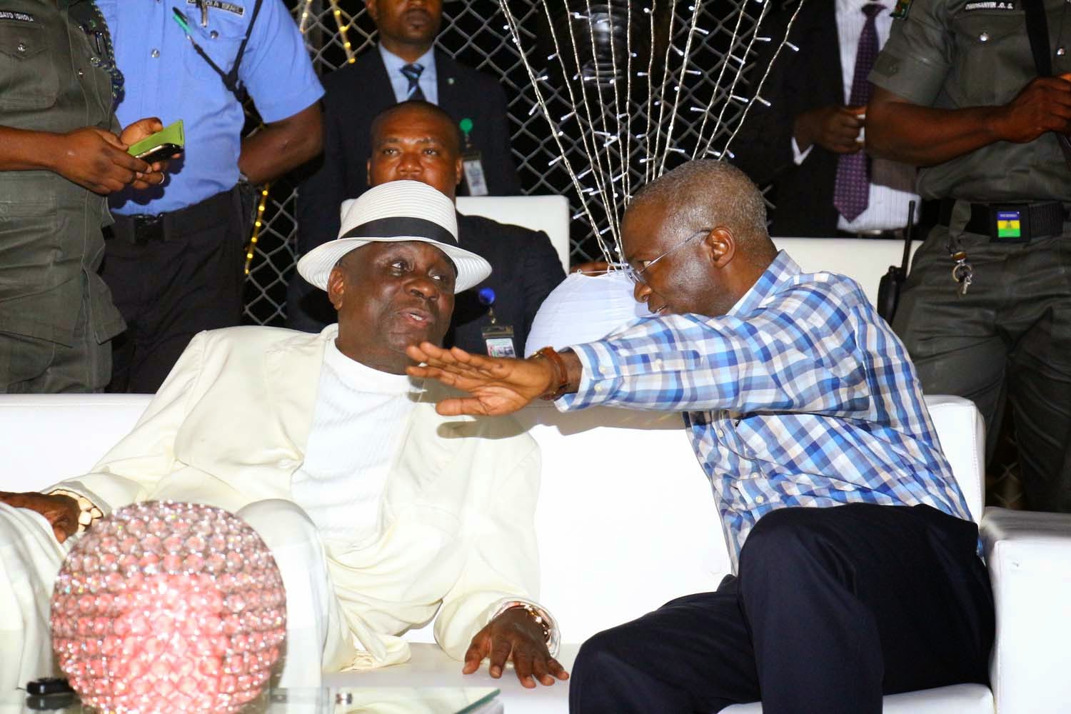 In Pictures: Fashola Beautifies Eko Atlantic City Lagos Ahead Of 2015 ...