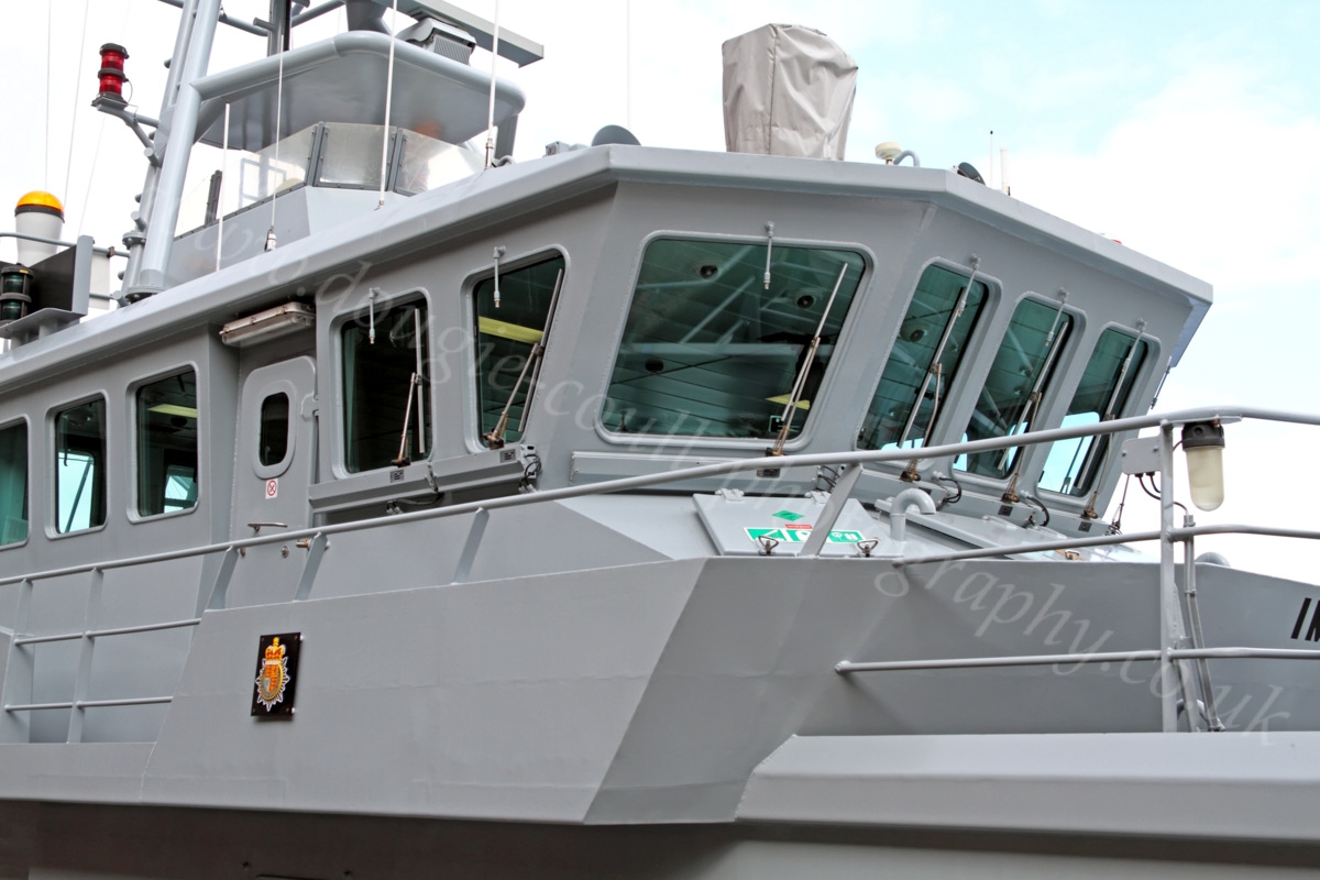 Dougie Coull Photography: Valiant in James Watt Dock