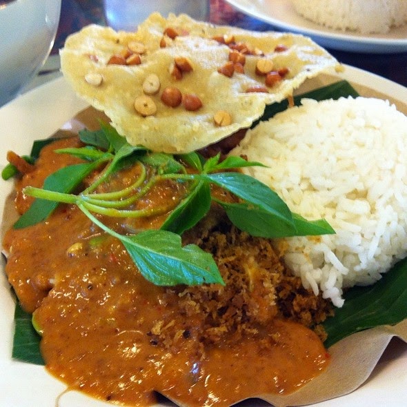 Resep Nasi Pecel Enak dan Pedas