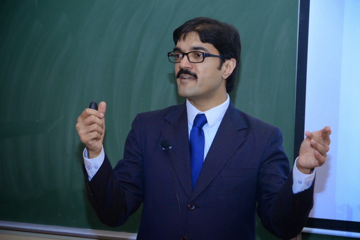 Lahore School of Economics: Mutual Funds